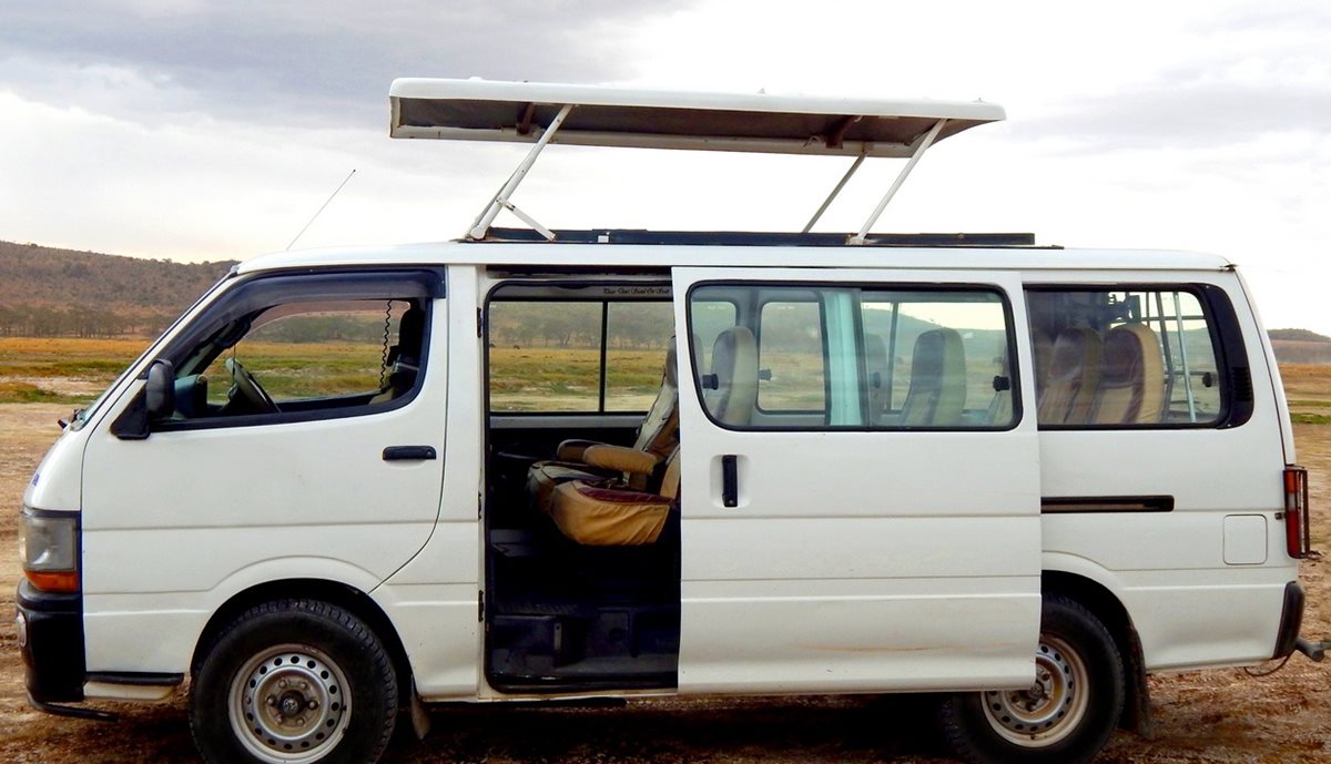 Safari Minibus – Crown Tours Africa